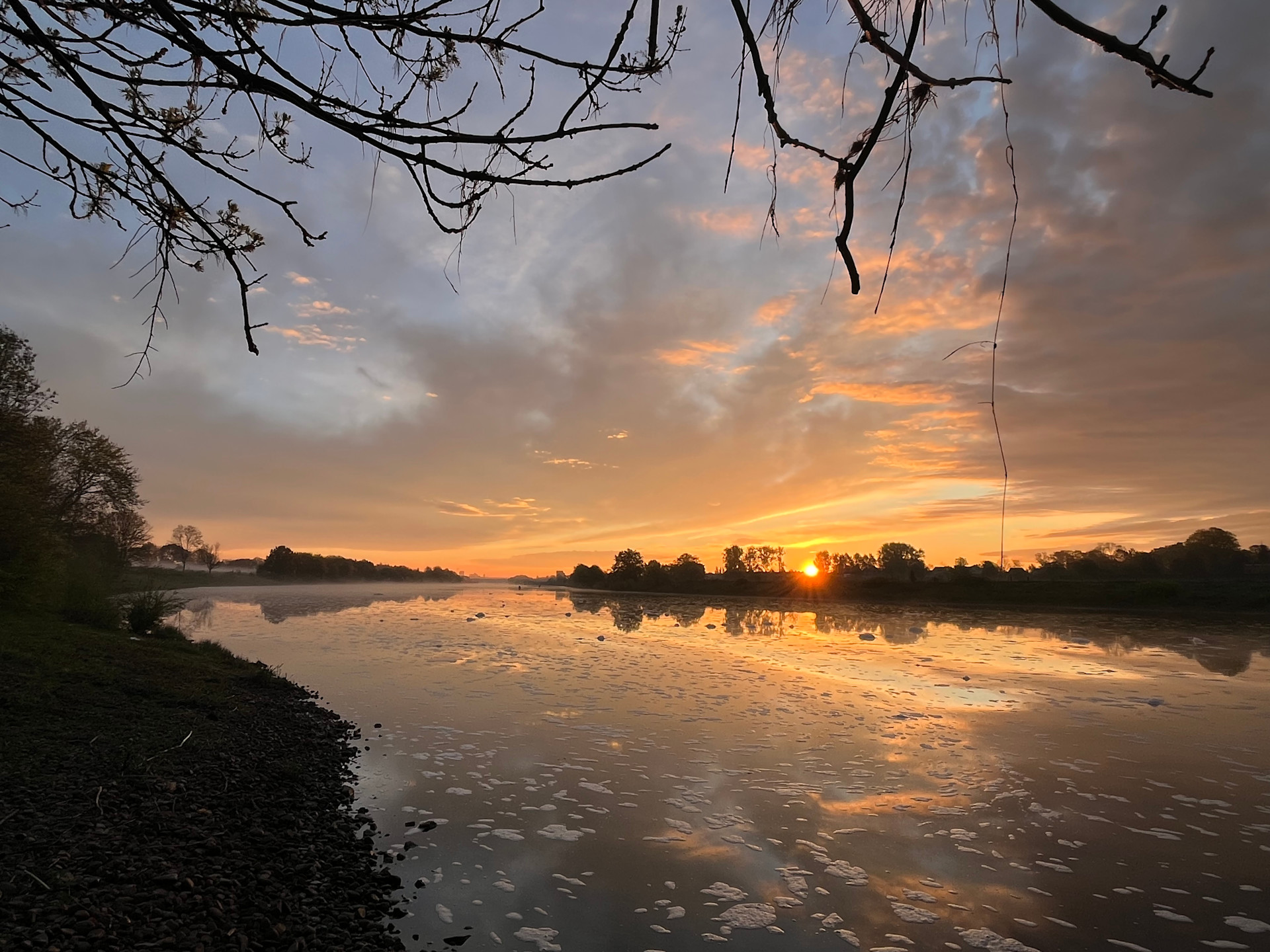 Eerst nog regen, maar de zon komt weer in beeld - Weer.nl