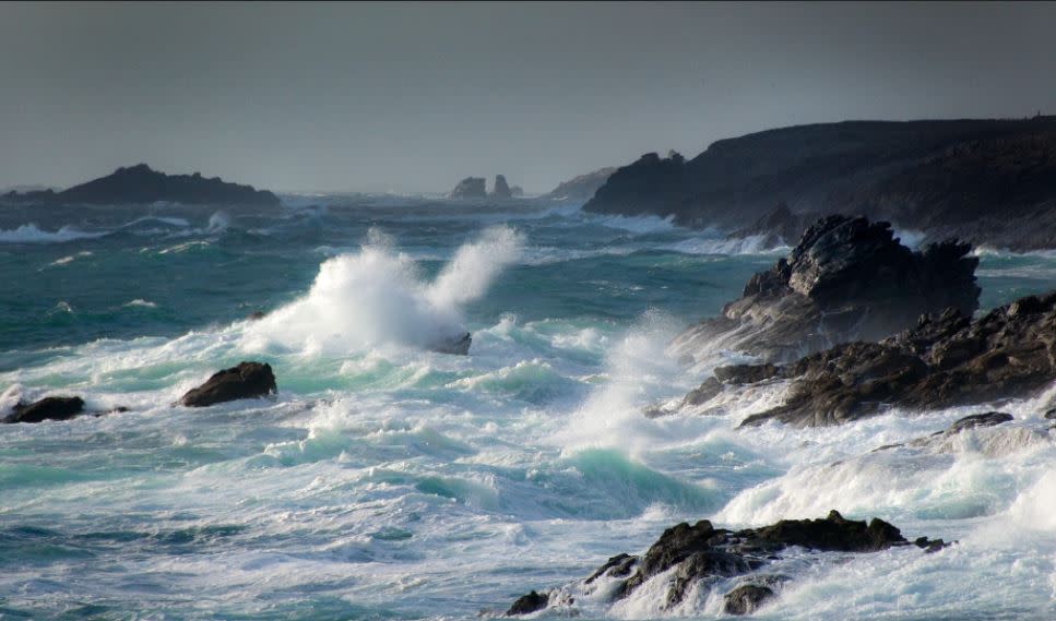 Explosieve stormen verspreiden noodweer in Europa - Weer.nl